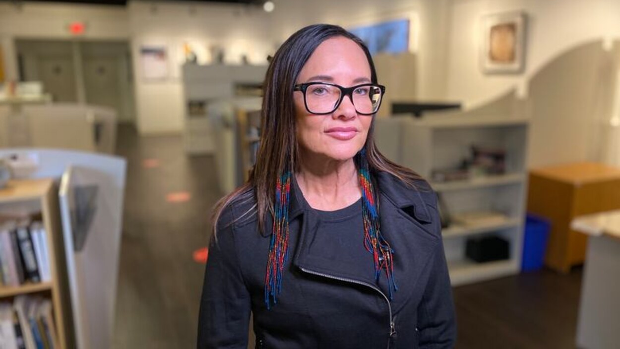 Une première directrice générale autochtone pour SK Arts | Radio-Canada