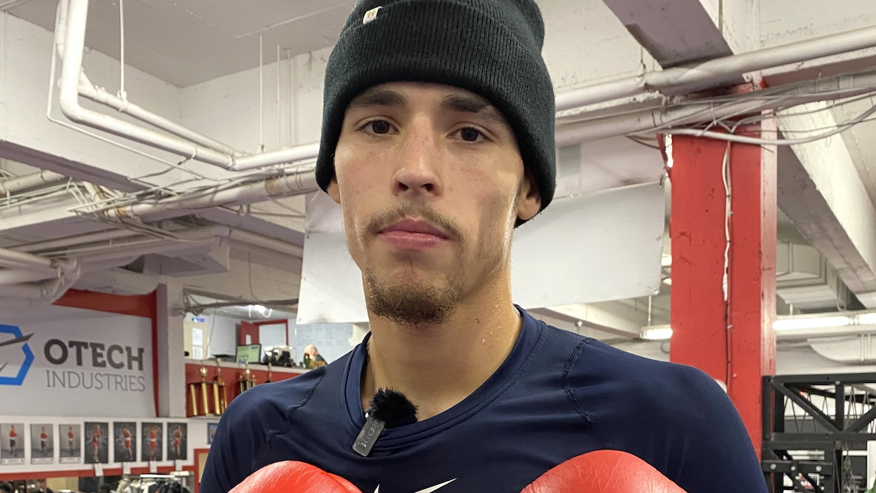 Un premier combat pro pour le boxeur Loïck Lahaie | Radio-Canada