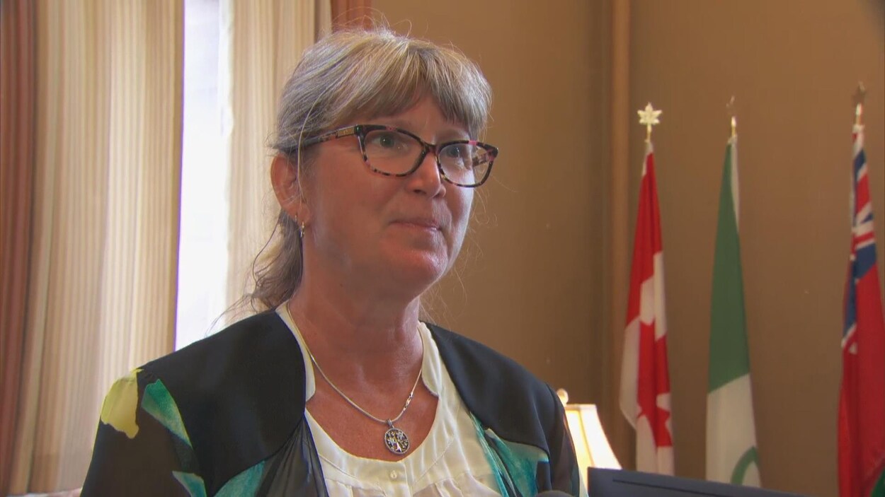 Un discours du Trône décevant selon les partis d’opposition | Radio-Canada