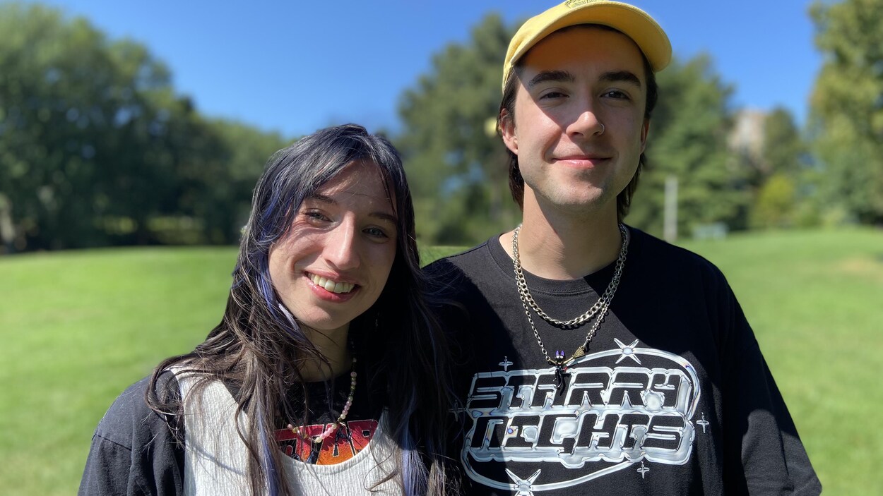 St-Roch XP : l’ascension de Luvleelou, un duo musical de Québec | Radio ...