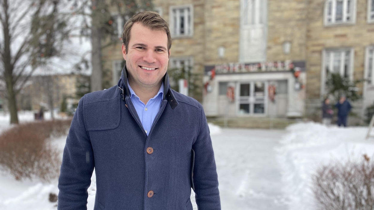 Comptines et désaccords au conseil municipal de Victoriaville | Radio ...