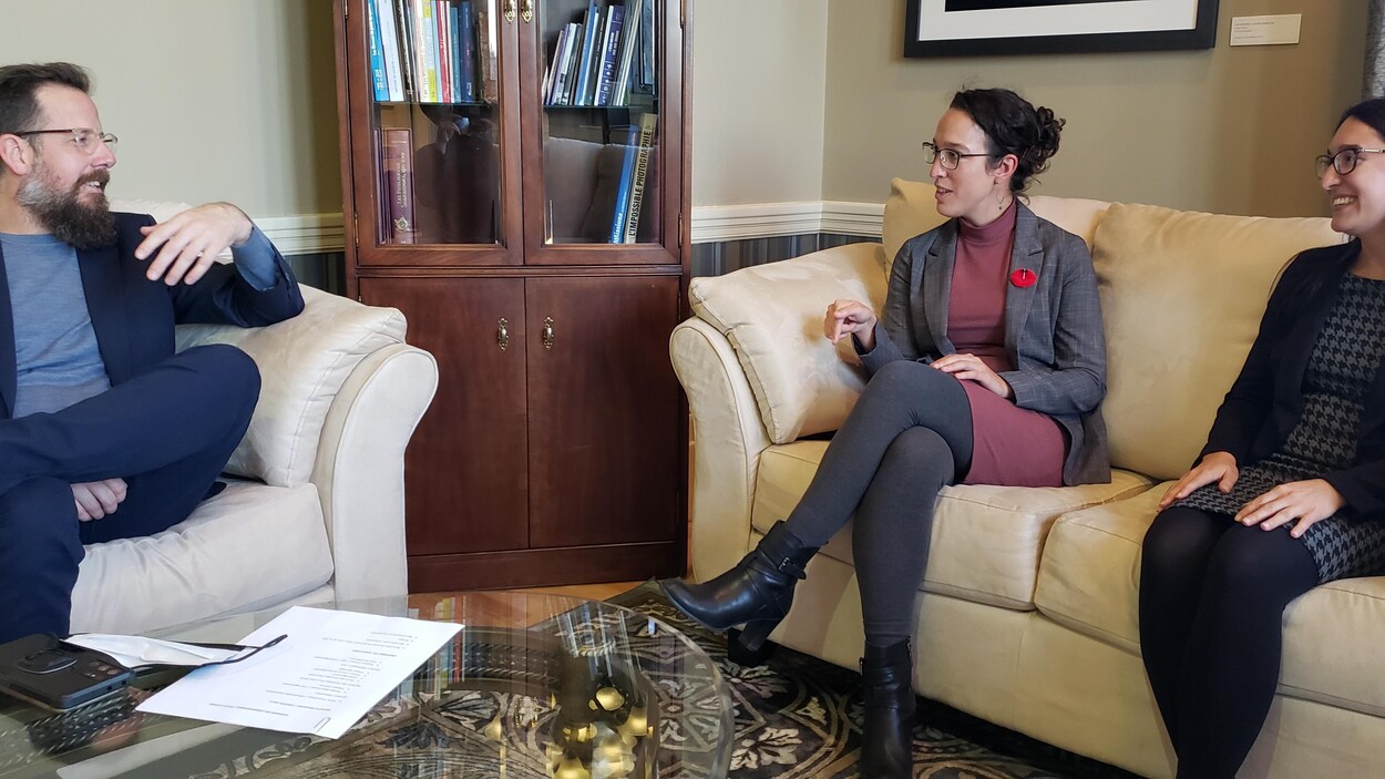 Évelyne Beaudin « disposée » à révéler l’indemnité de départ de Claude ...