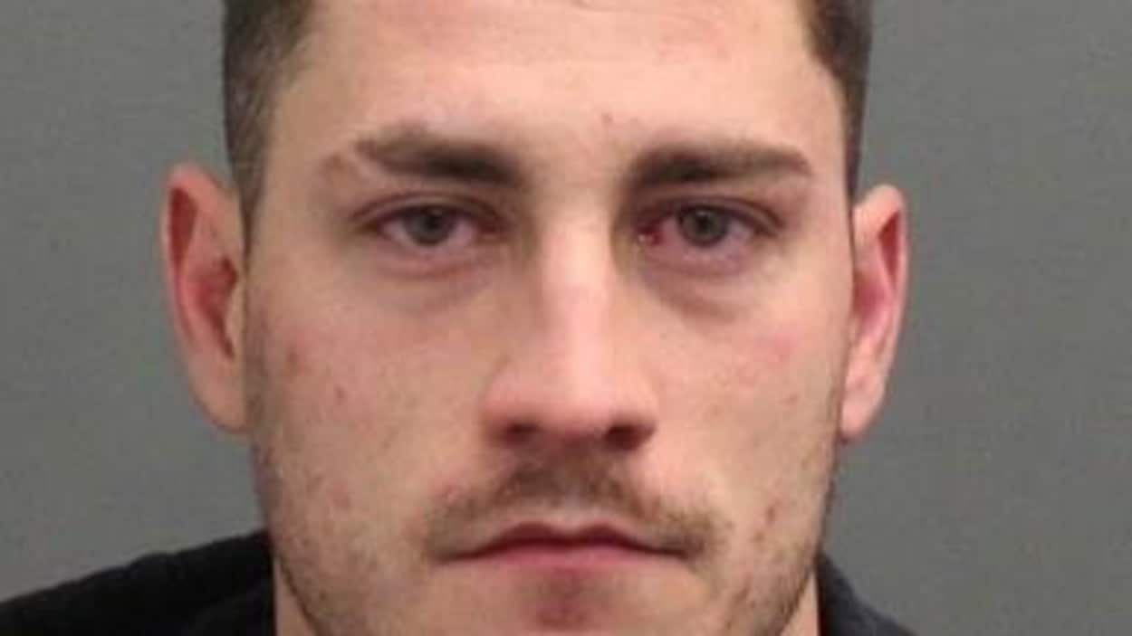 La GRC recherche un Sherbrookois soupçonné de meurtre | Radio-Canada