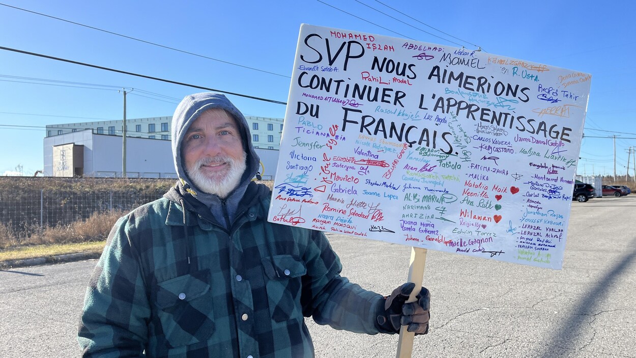 De nouveaux cours de francisation offerts par Québec jugés inadéquats | Radio-Canada