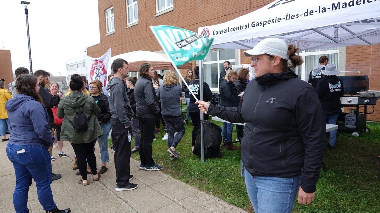 Front commun syndical pour de meilleures conditions de travail | Radio ...
