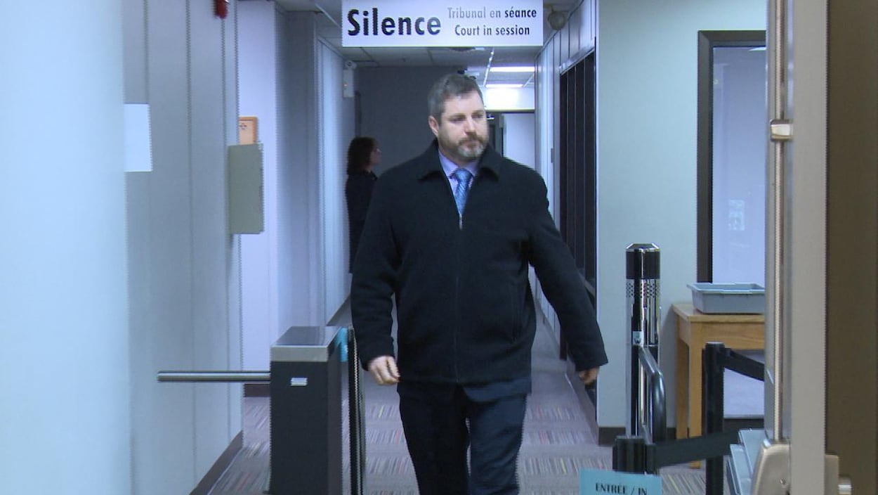 Coupable d’agression sexuelle, Marc Bouchard pourra réintégrer la ...