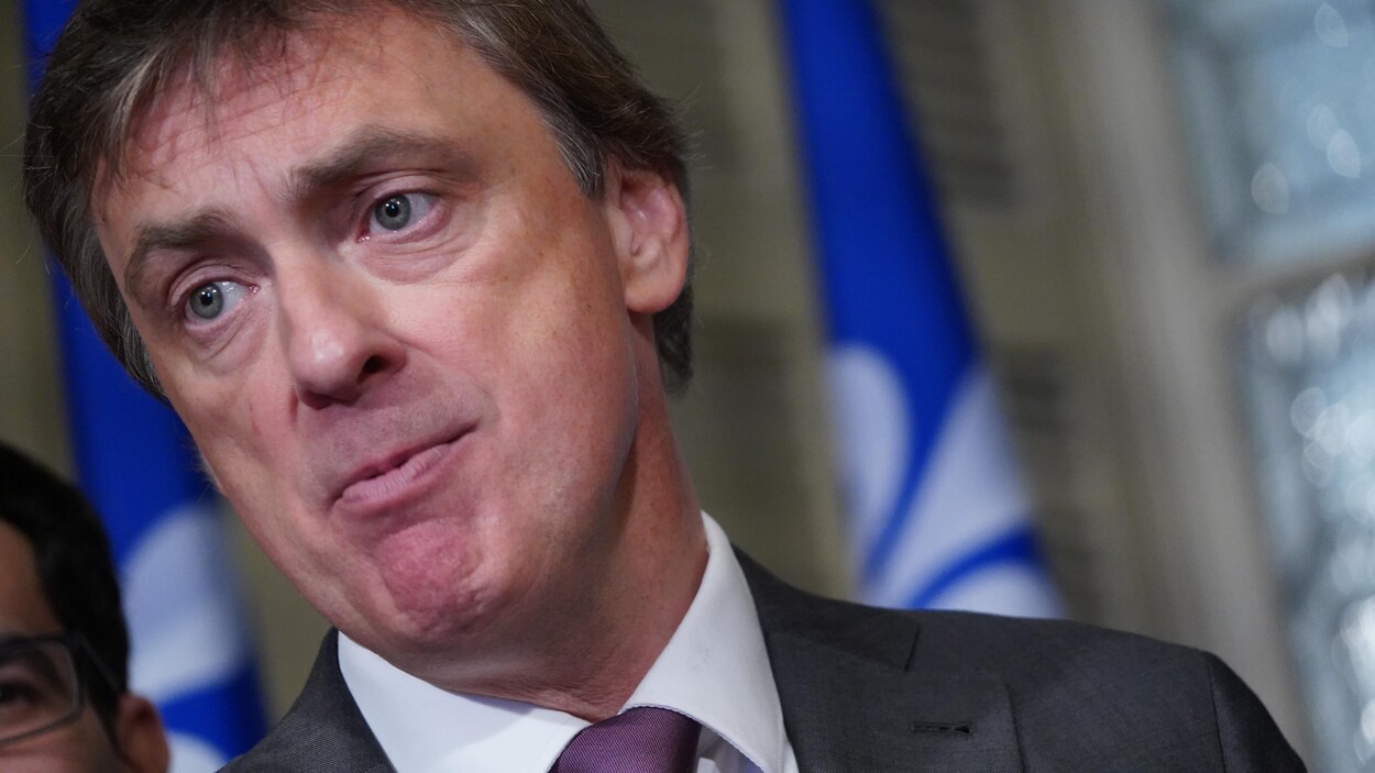 PLQ : un beau gâchis | Radio-Canada