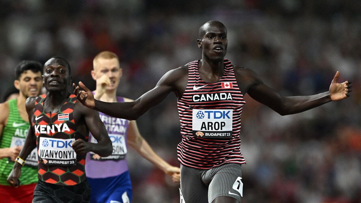 Marco Arop, champion du monde du 800 m | Sports | Radio-Canada