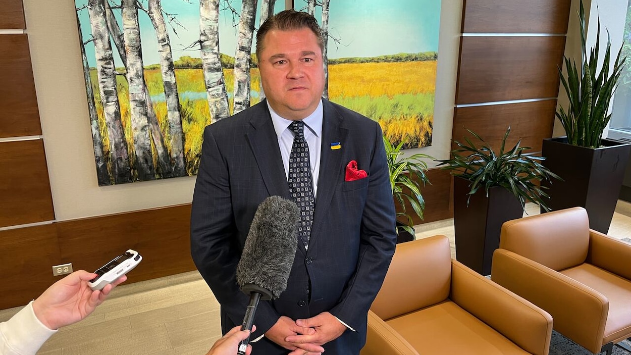 Exclu du caucus du NPD, Mark Wasyliw allègue qu’on lui a demandé « de mentir pour Kinew ...