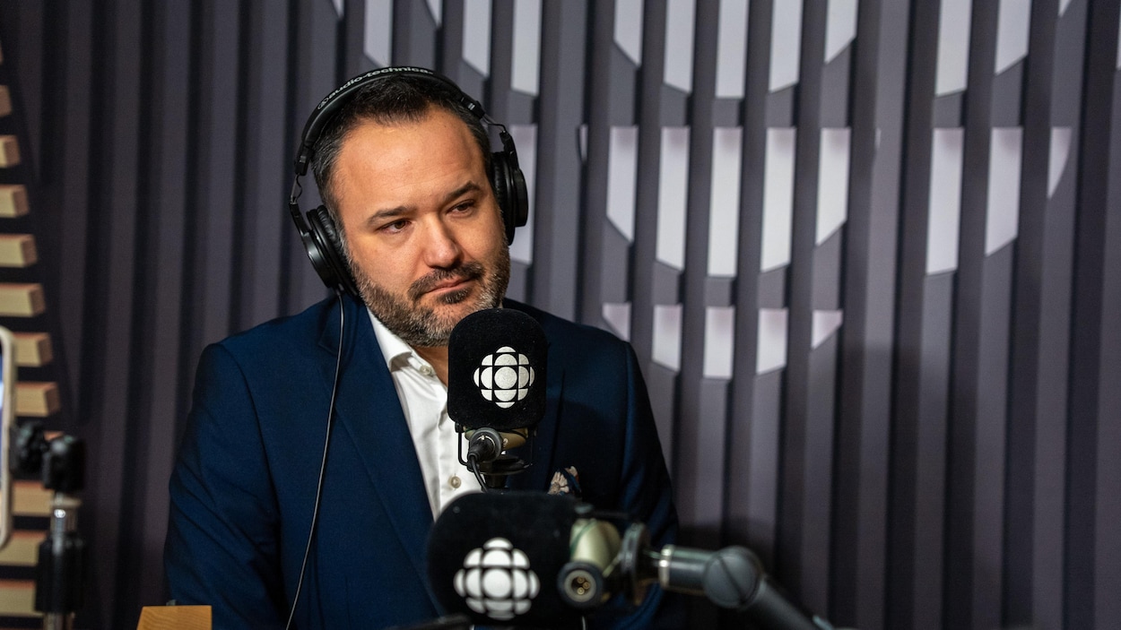 Mathieu Lacombe PROMET UN plan spécifique pour l’Outaouais | Radio-Canada