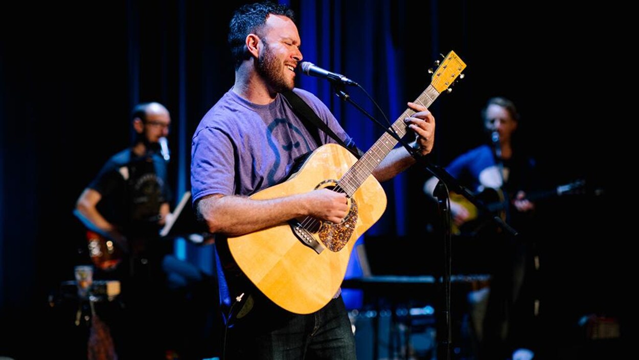 Matt Stern représentera la Colombie-Britannique au Chant’Ouest | Radio ...