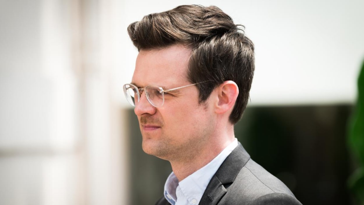 Le Montréalais Matthew Rankin présentera son prochain film à Cannes | Radio-Canada