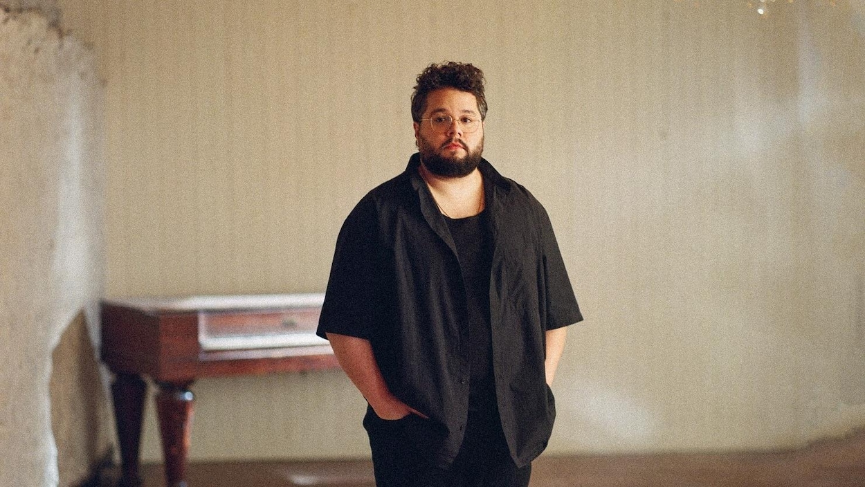 Un premier spectacle solo pour l’humoriste Matthieu Pepper | Radio-Canada