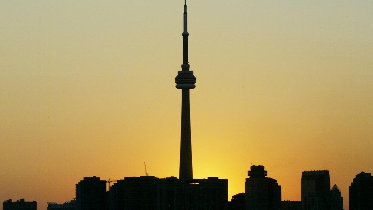 La Tour CN comme vous ne l’avez jamais vue | Radio-Canada