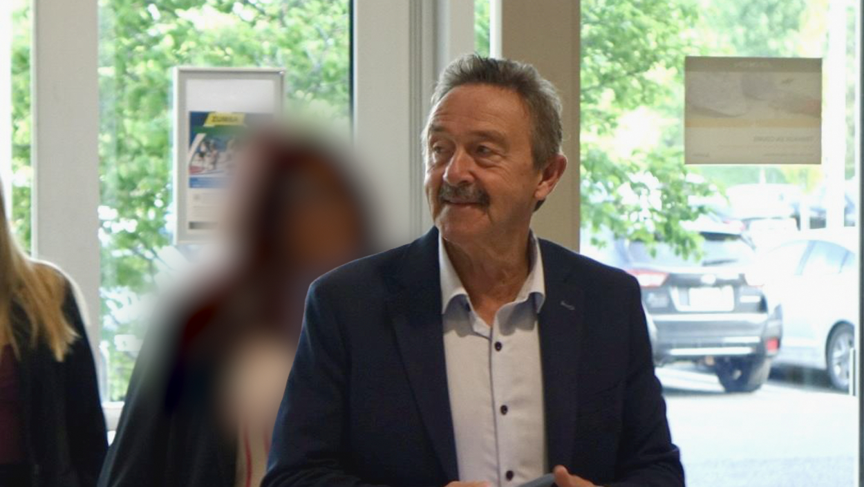 Michel Michaud est jugé coupable d’avoir compromis son indépendance | Radio-Canada