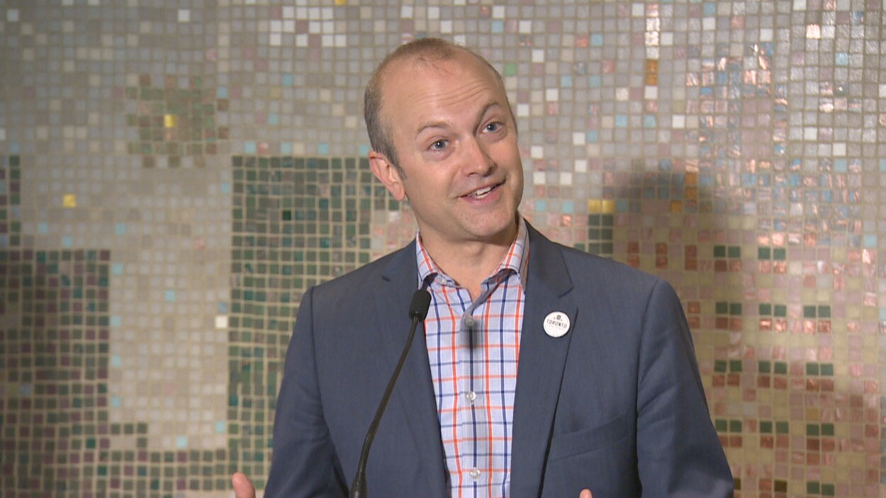 Mike Layton ne sera pas candidat à la mairie de Toronto | Radio-Canada