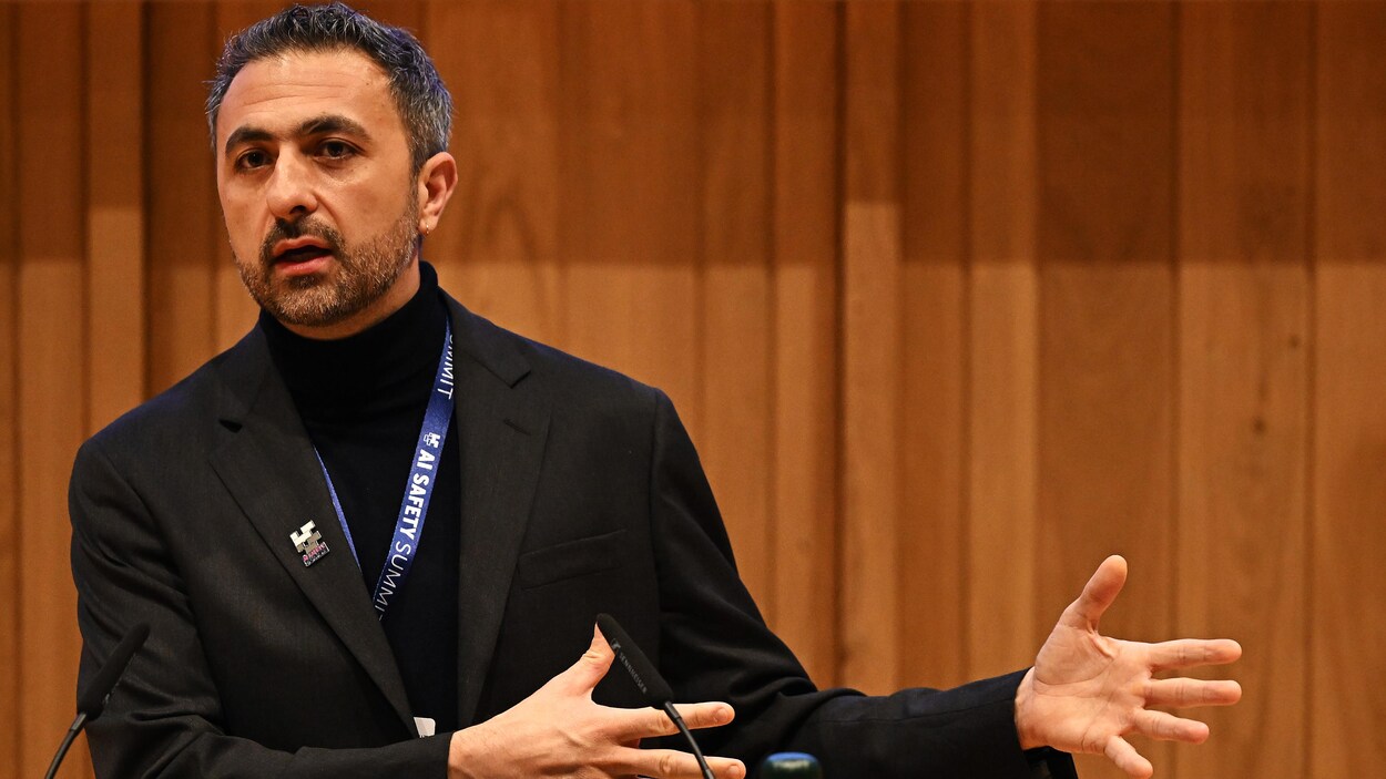 Microsoft recrute le cofondateur de DeepMind pour mener son unité d’IA ...