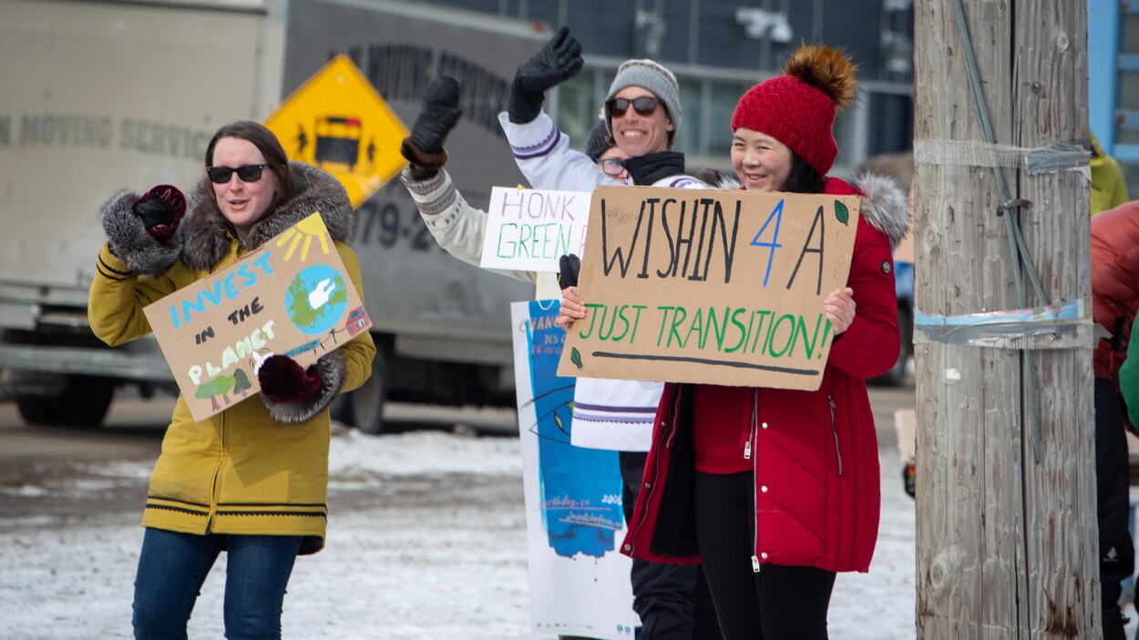 Jour de la Terre : des Iqalummiut appellent à l’action climatique ...