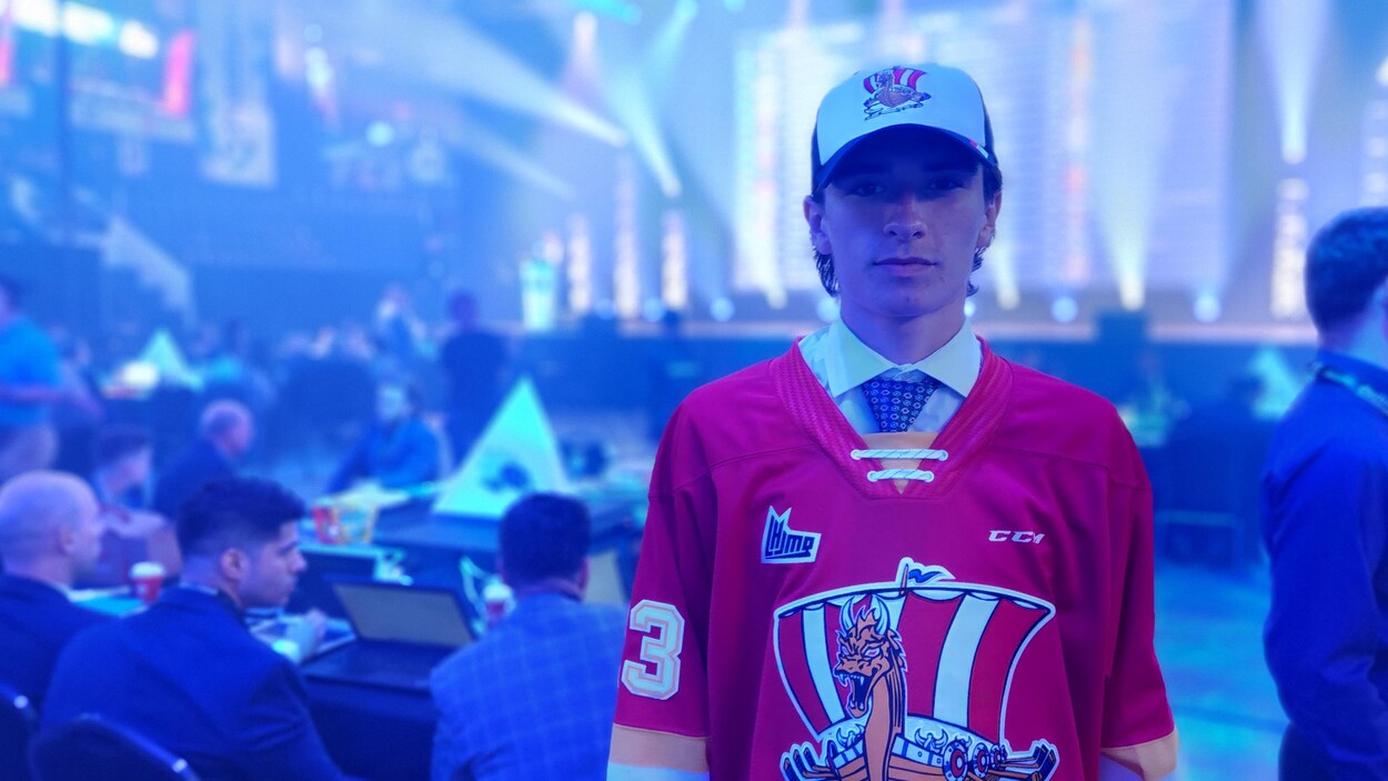 LHJMQ : le Drakkar sélectionne l’attaquant Olivier Lampron | Radio-Canada