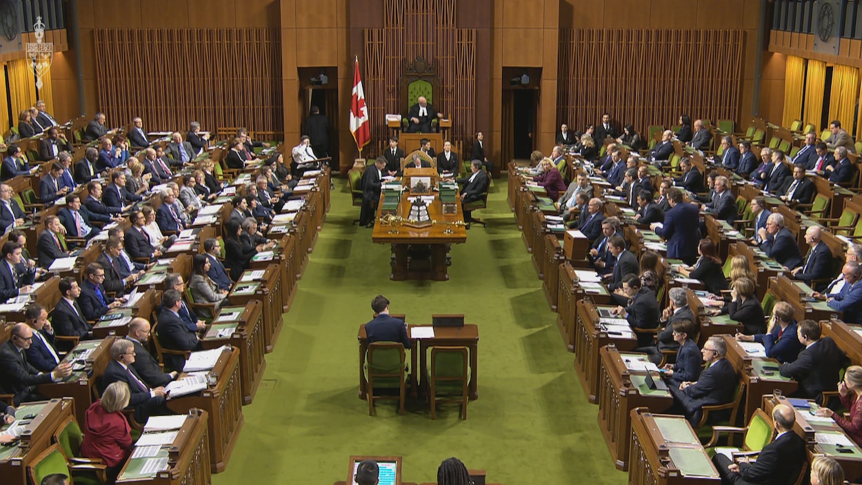 La Chambre des communes ajourne ses travaux, mais pourrait revenir cet ...