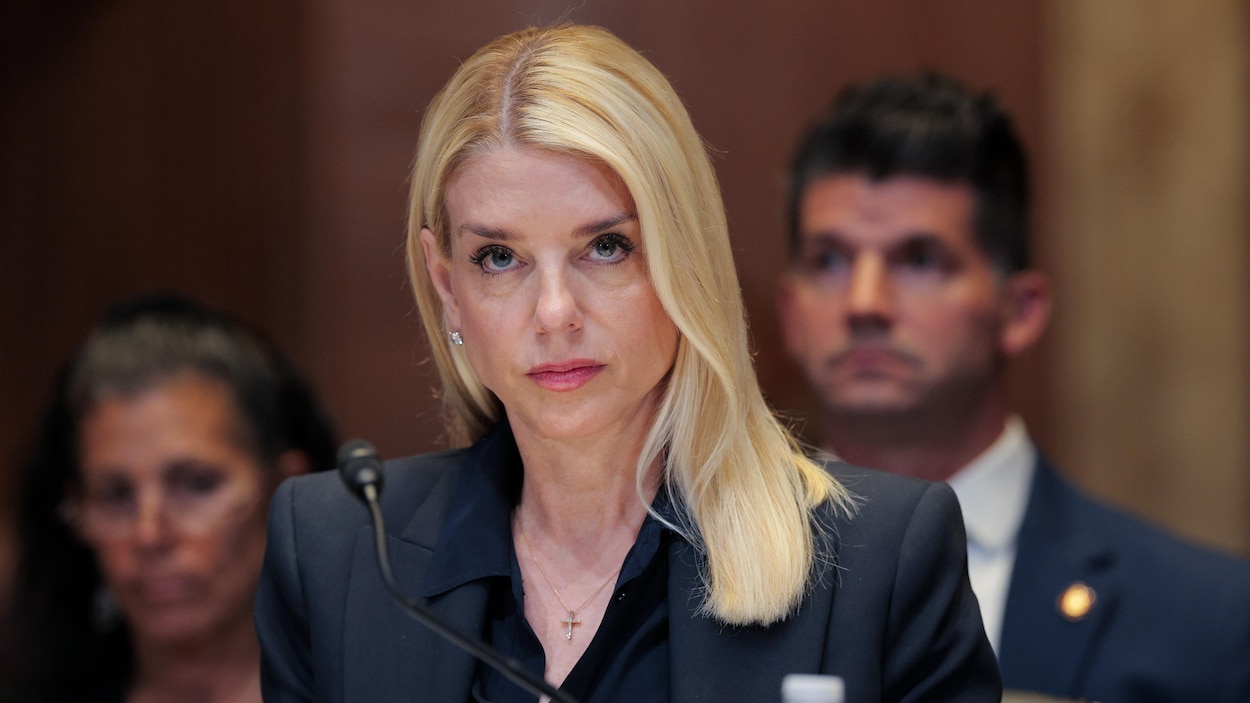 L’affaire Epstein a-t-elle eu raison de cette alliée de Trump? | En ...