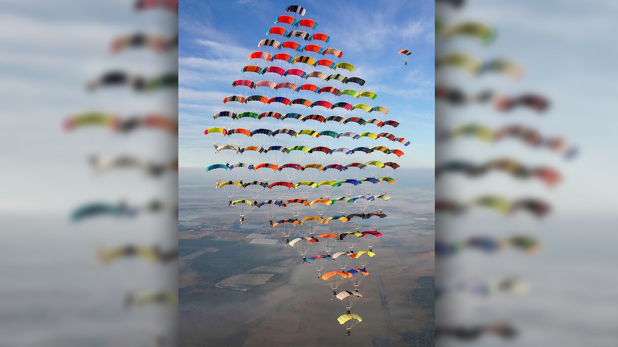 Un parachutiste de la région contribue à battre un record dans le ciel ...