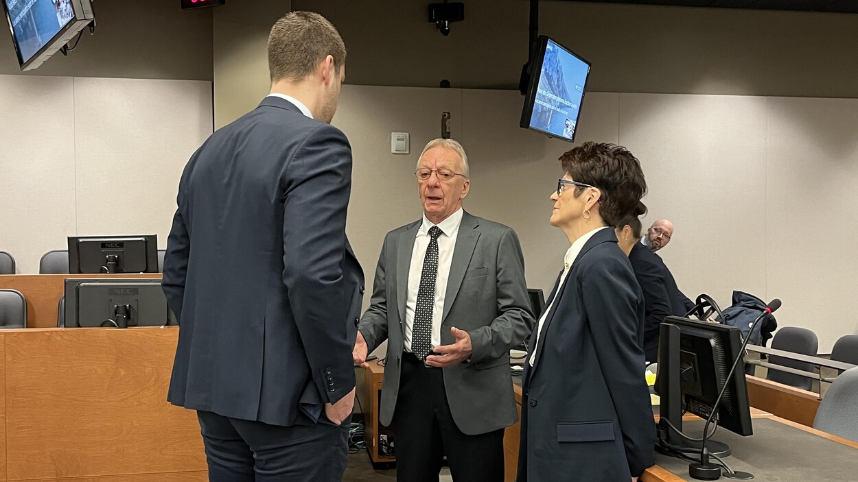 Le père de Maureen Breau témoigne de pressions et d’un manque de ...