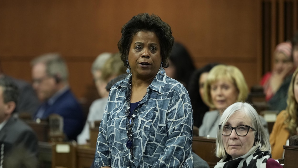 Marjorie Michel hésite à signer d’autres accords sur l’assurance ...