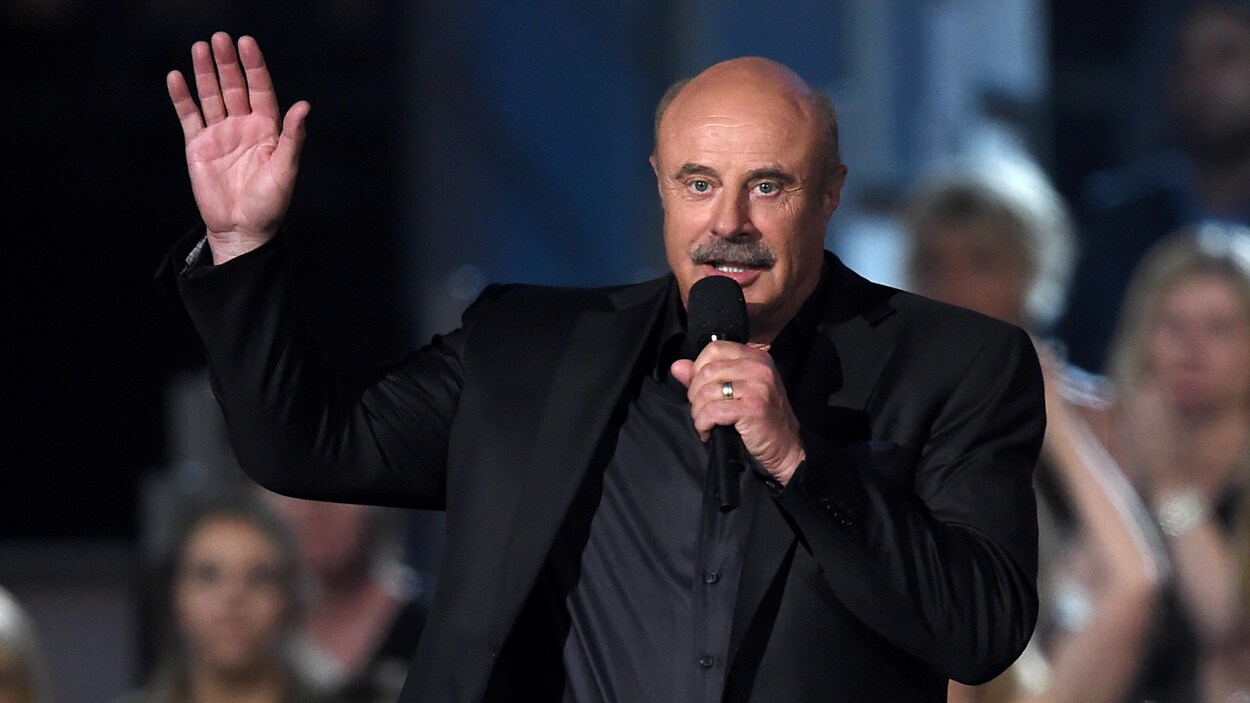 Le talk-show Dr. Phil tire sa révérence après deux décennies en ondes ...