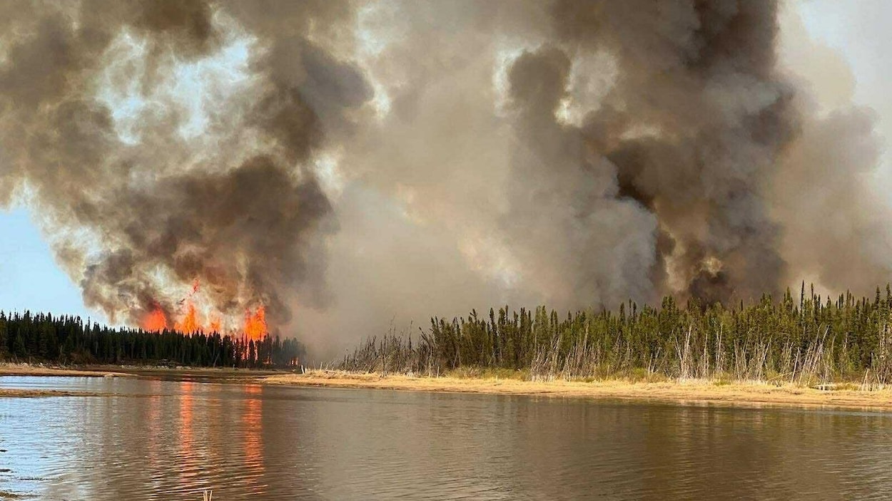 Feux de forêt : le Manitoba n’a pas encore atteint le point culminant de la saison | Radio-Canada