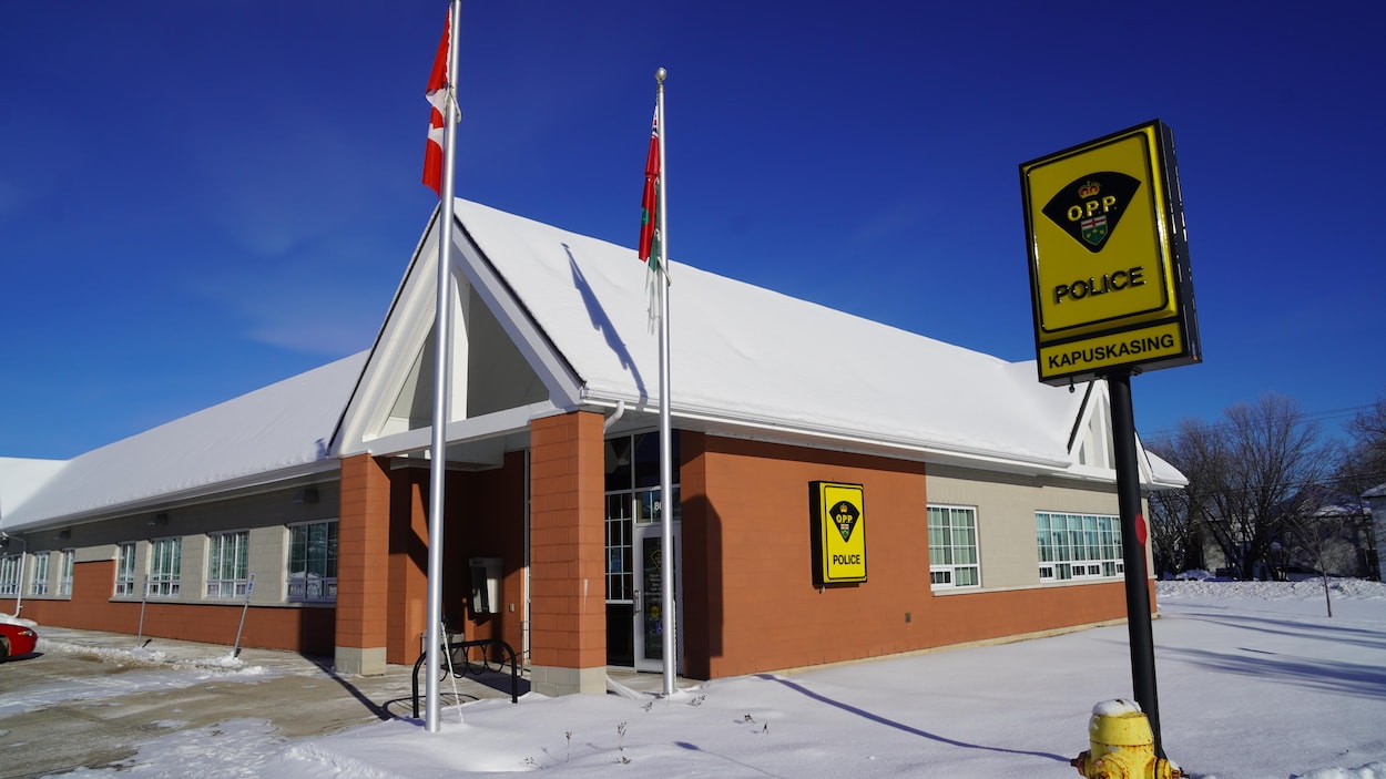 Kapuskasing : l’avis de confinement de la police est levé | Radio-Canada