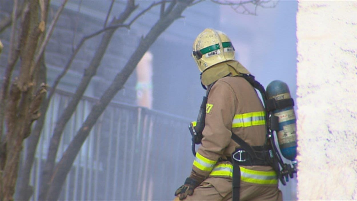 Les cas de stress post-traumatique en croissance chez les pompiers de ...