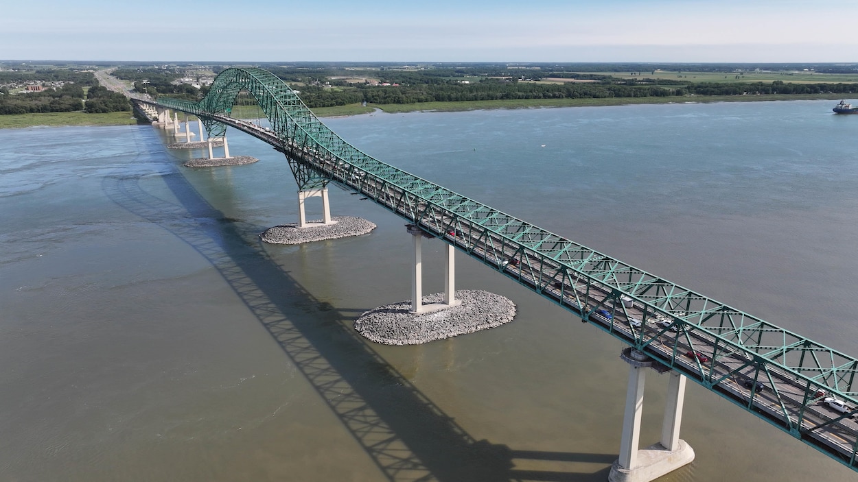 Retour à la normale sur le pont Laviolette | Radio-Canada