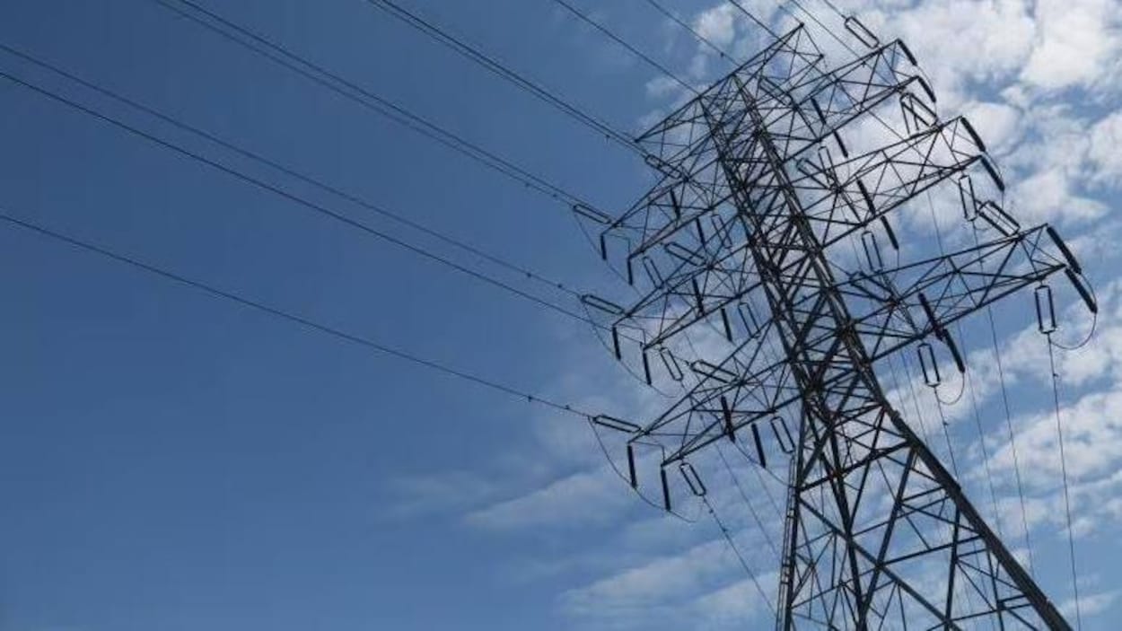 Hydro-Manitoba déploie des renforts après des pannes d’électricité ...