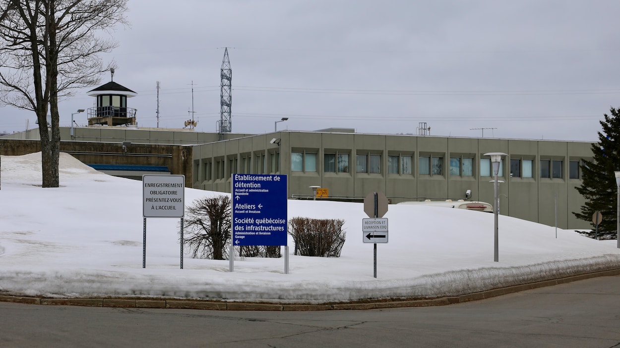 Des conditions « insupportables et inhumaines » au Centre de détention ...