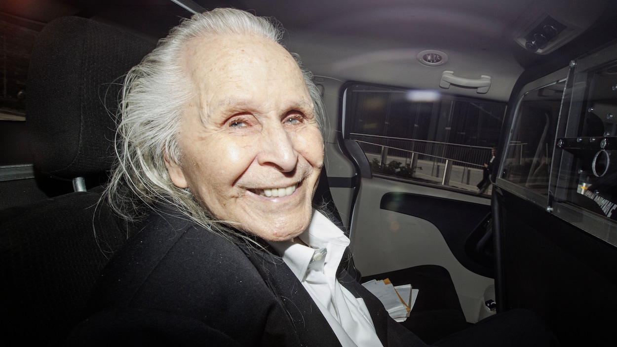Premier aperçu de la défense de Peter Nygard à son procès pour viol à ...