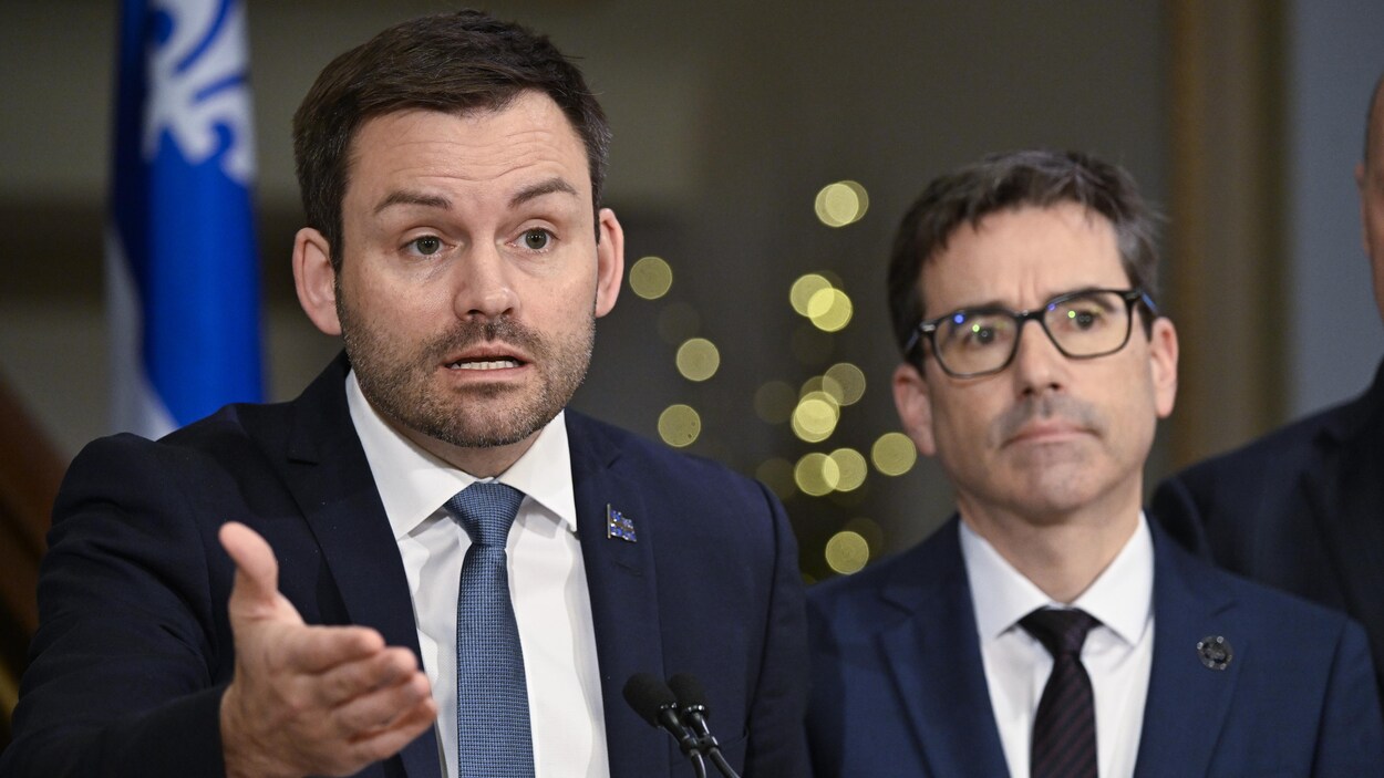 Dons politiques à la CAQ : les partis d’opposition réclament une ... Dons politiques à la CAQ : les partis d’opposition réclament une ...