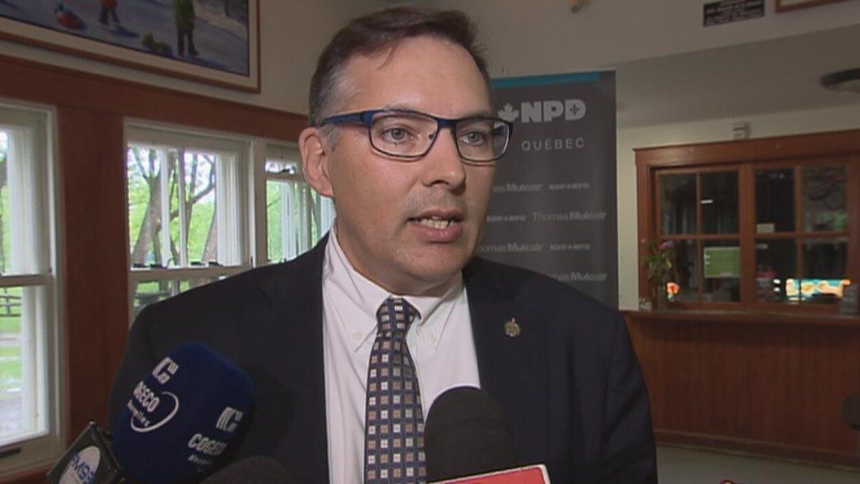 Raymond Côté ne portera pas les couleurs de Démocratie Québec | Radio ...