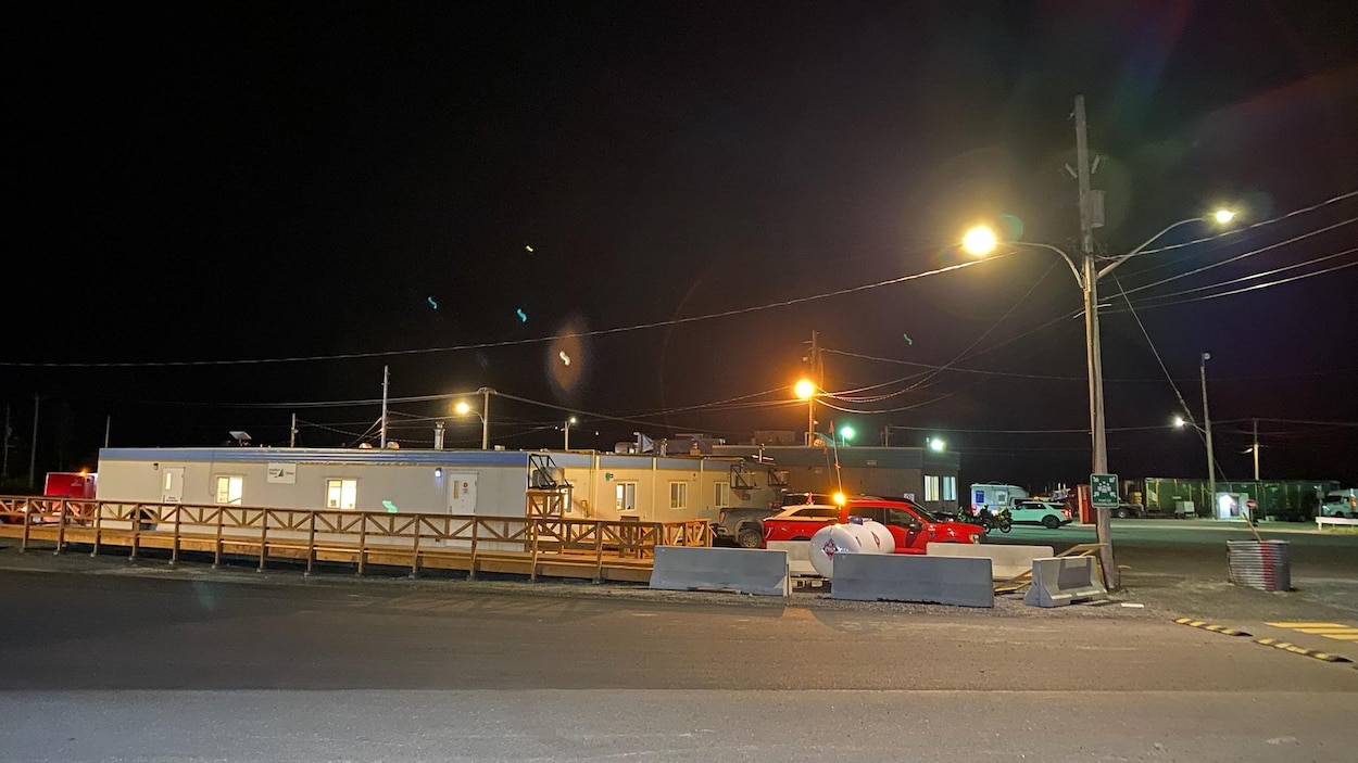 Les employés du Relais routier du KM 381 se préparent pour la grève ...