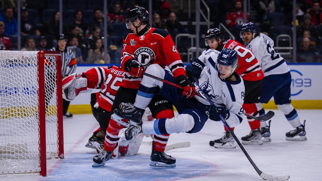 Les Remparts champions de la saison dans la LHJMQ | Radio-Canada