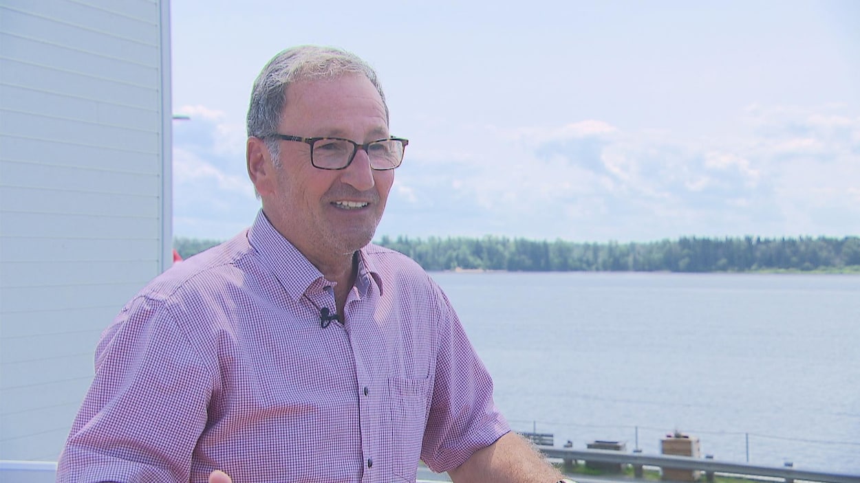 Eau contaminée à La Baie : Richard Hébert dénonce le manque de ...