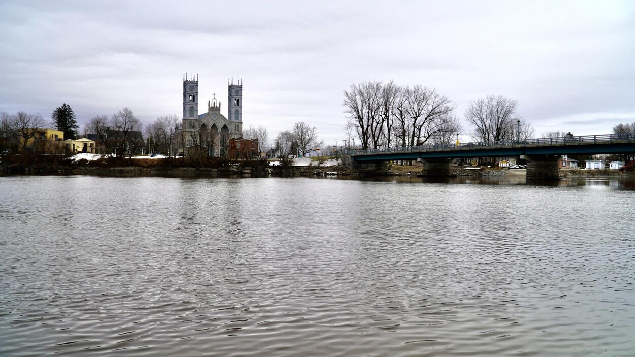 Début de saison difficile pour les pourvoyeurs de poulamon à Sainte ...
