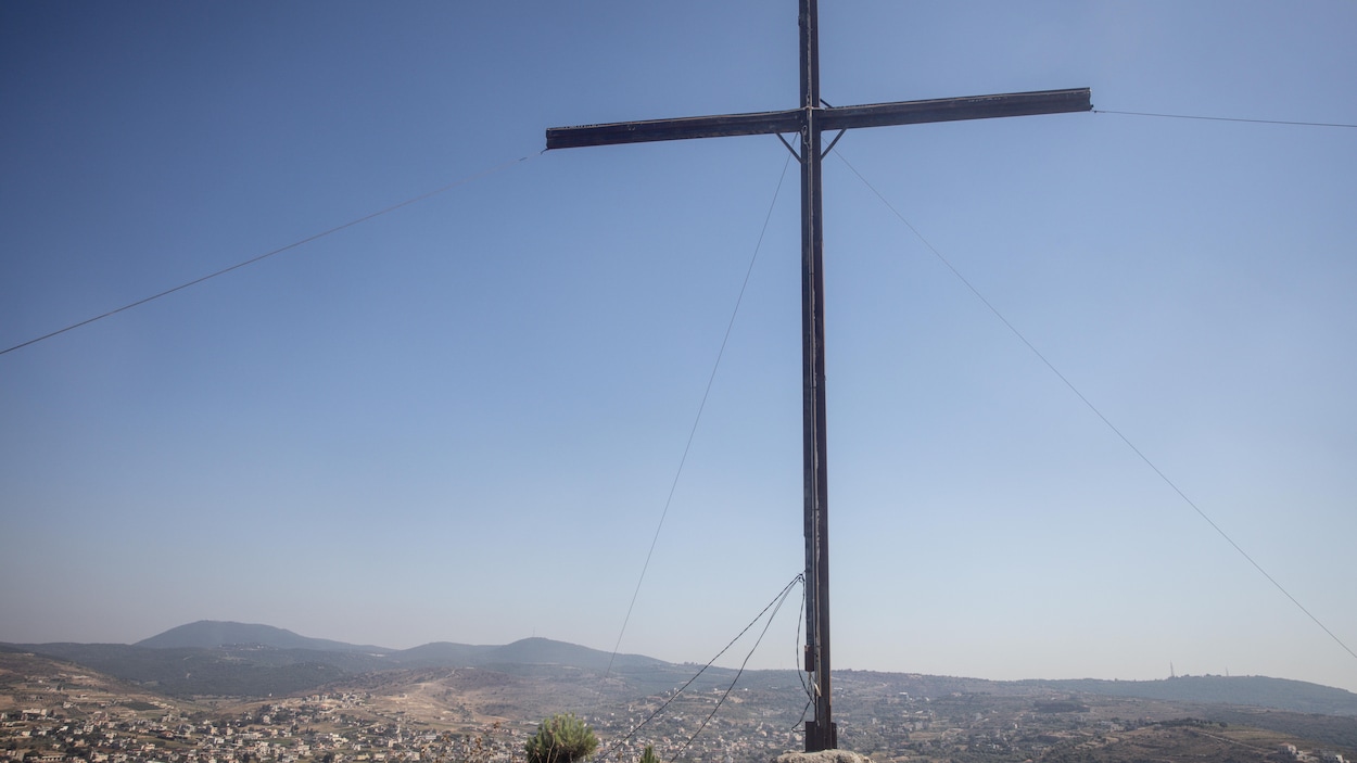 Pris entre Israël et le Hezbollah, l’irréductible village chrétien de ...