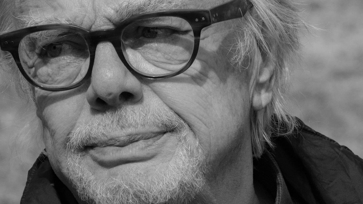 L’ancien animateur Robert Blondin accusé de viol et d’attentat à la ...