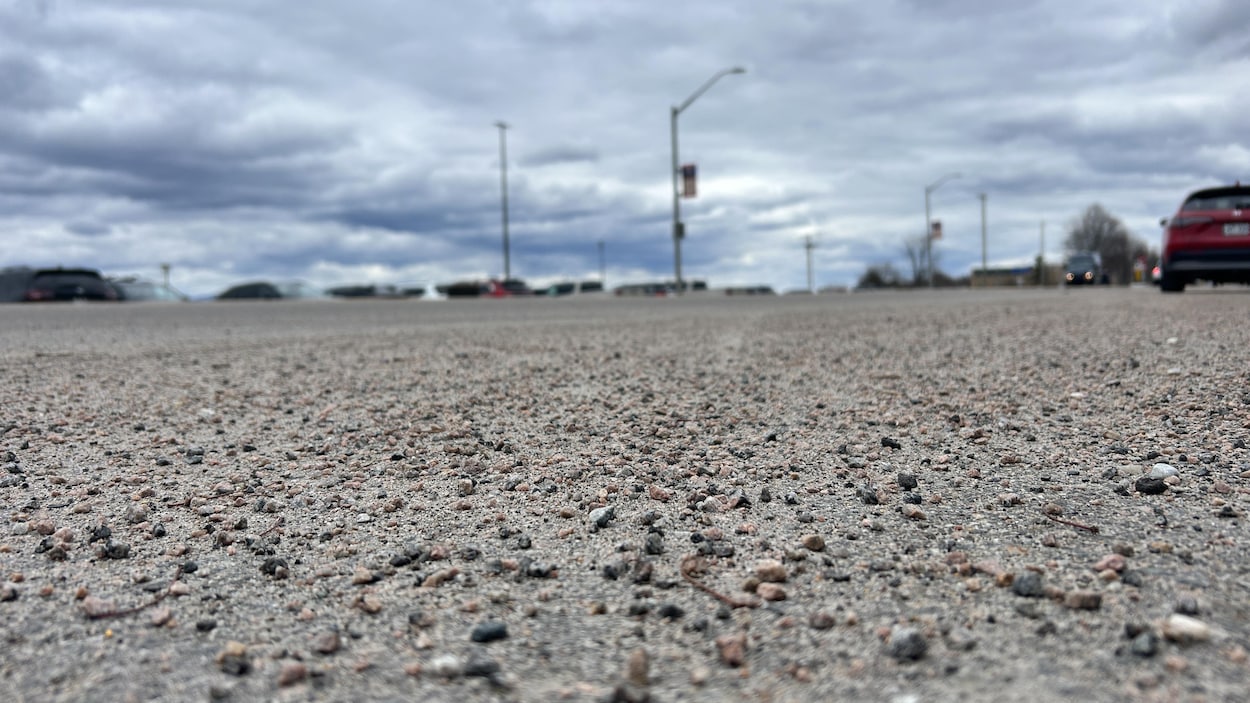 Un abrasif routier irrite des résidents de Saguenay | En bref | Radio ...
