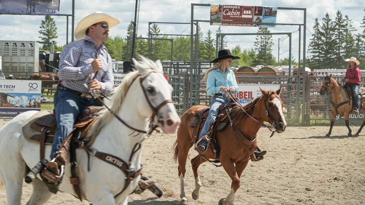 Plus de 10 000 personnes assistent à la dixième édition du Rough Stock ...