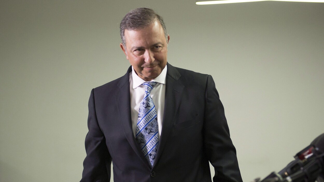 « Je pars la tête haute », dit Sam Hamad | Radio-Canada.ca