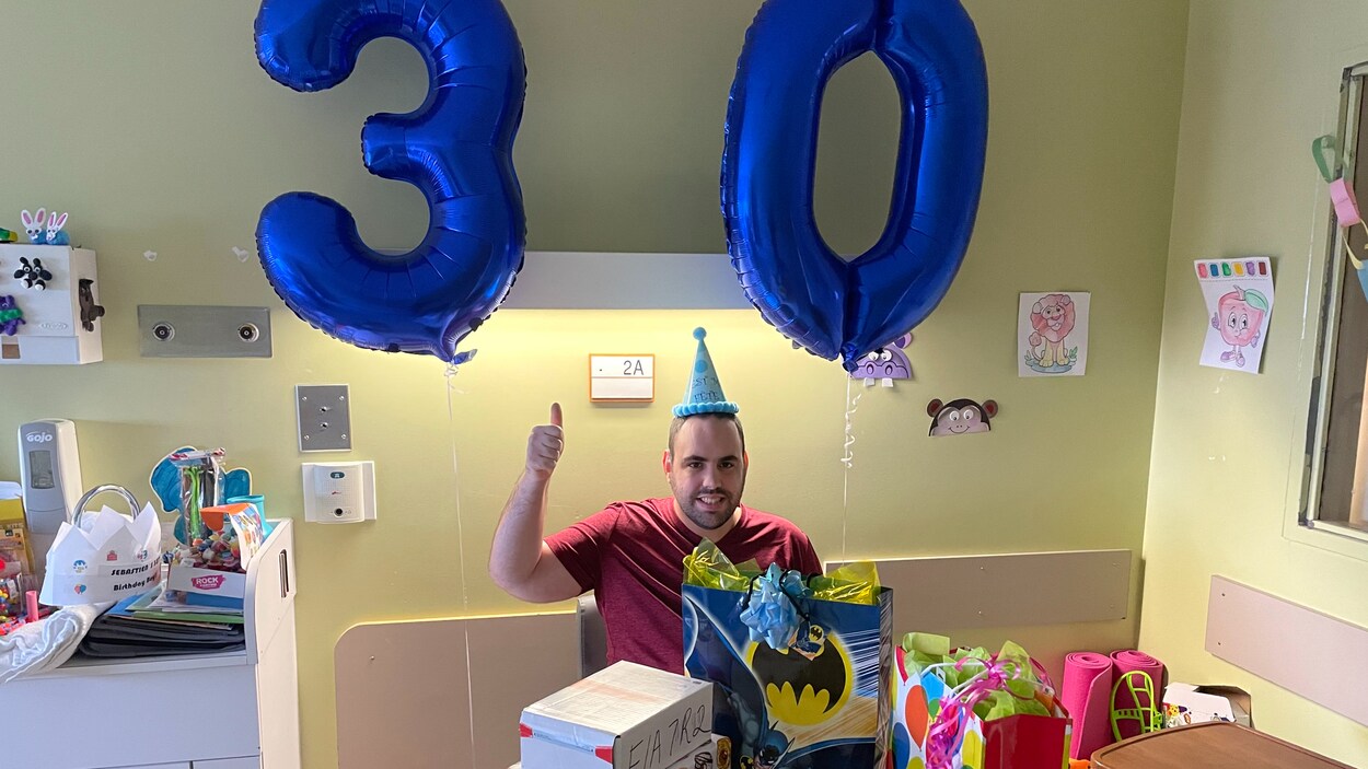 Un 2e anniversaire à l’hôpital : la triste réalité d’un jeune homme ...