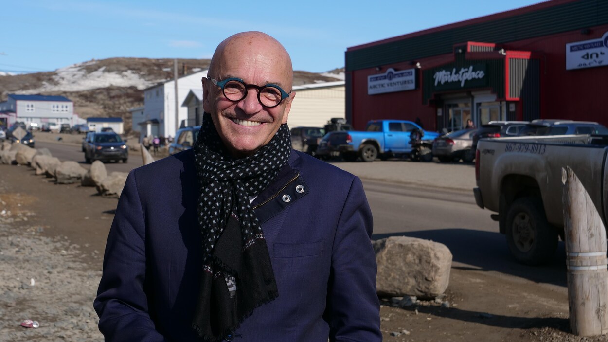 Le sénateur René Cormier se sensibilise aux réalités linguistiques au ...
