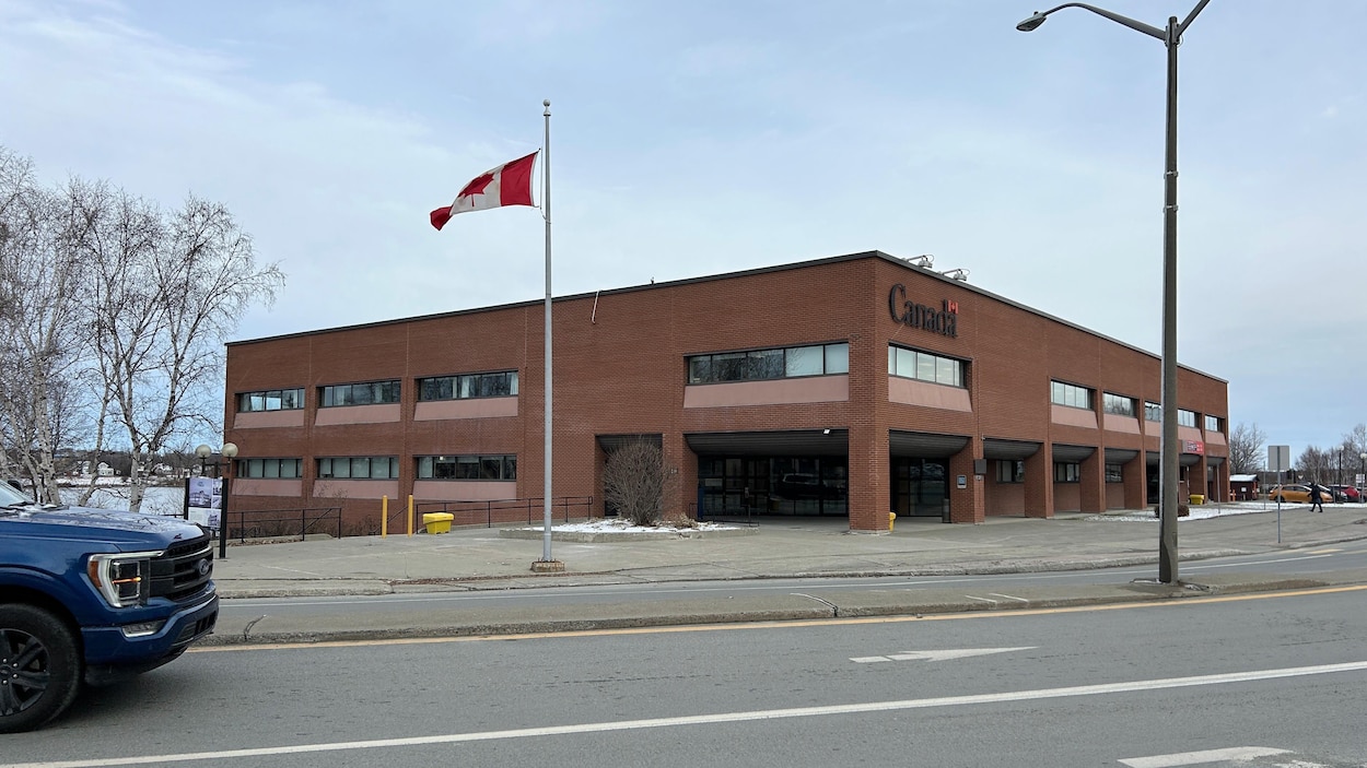 Un bureau des passeports à Rouyn-Noranda réclamé par le député ...